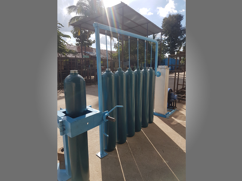 Gas Manifold System, Gas Handling System and Gas Control Equipment